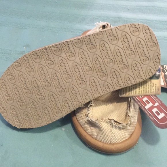 Shaka-Cabana GoofyFoot-Tan | Shoes | Shaka Goofy Foot Cabana Shoe Rare ...